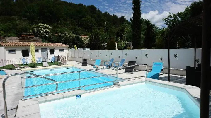 28 M² Caravan ∙ 3 Bedrooms ∙ 6 Guests - Verdon Gorge