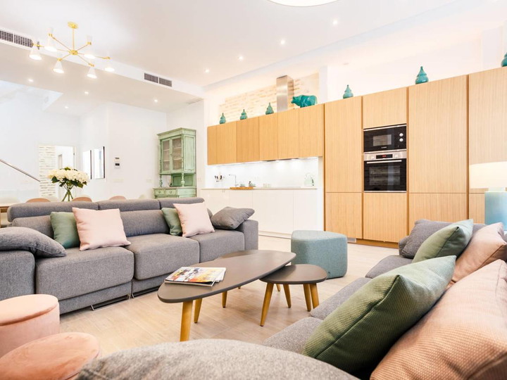 340 M² Villa ∙ 6 Chambres ∙ 12 Personnes - Séville
