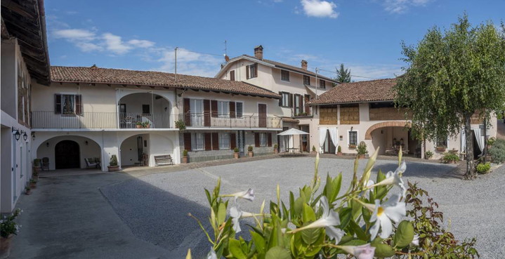 75 M² Casa Rural ∙ 2 Habitaciones ∙ 8 Huéspedes - Barolo
