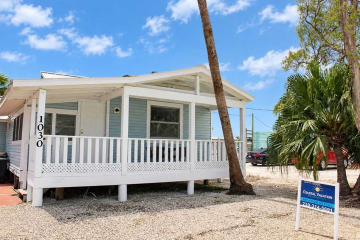 44 M² House ∙ 1 Bedroom ∙ 4 Guests - Fort Myers Beach, FL
