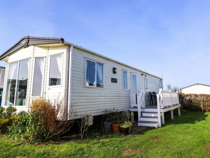 Cottage ∙ 2 Bedrooms ∙ 5 Guests - Lulworth Cove