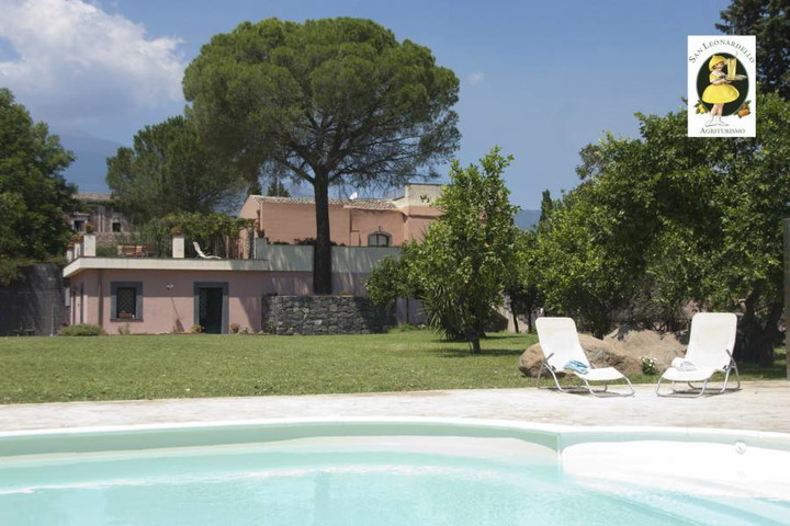 27 M² Habitación Privada ∙ 2 Habitaciones ∙ 4 Huéspedes - Acireale