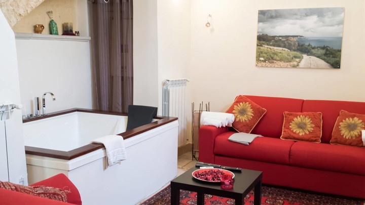 70 M² Apartament ∙ 1 Sypialnia ∙ 4 Gości - Tricase