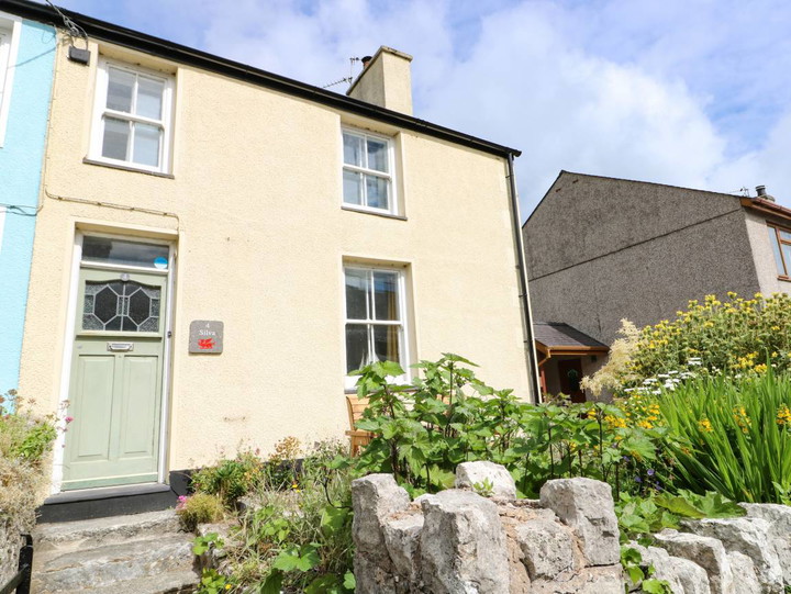 Cottage ∙ 3 Bedrooms ∙ 6 Guests - Bangor