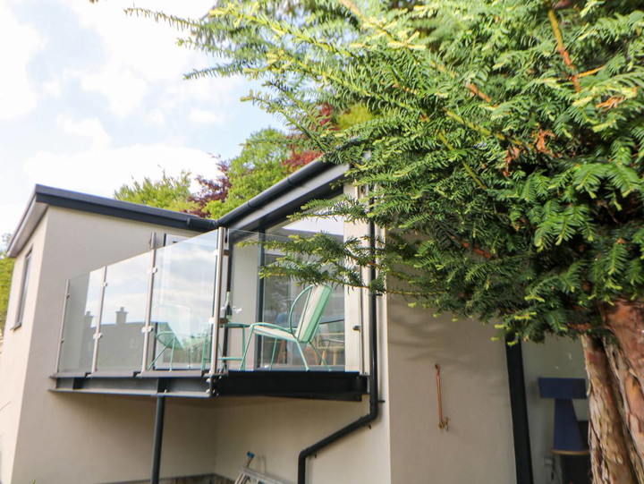 Cottage ∙ 2 Bedrooms ∙ 4 Guests - Bonsall