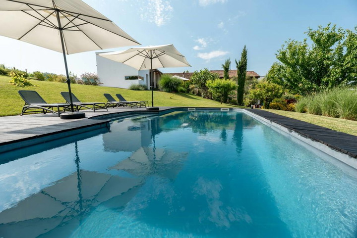 150 M² House ∙ 2 Bedrooms ∙ 8 Guests - Barolo