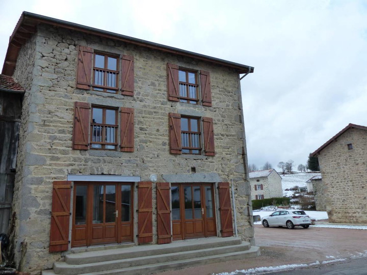 100 M² Gîte ∙ 3 Chambres ∙ 6 Personnes - Allier
