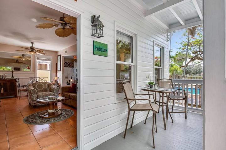 73 M² Ferienhaus ∙ 2 Schlafzimmer ∙ 4 Gäste - Key West, FL