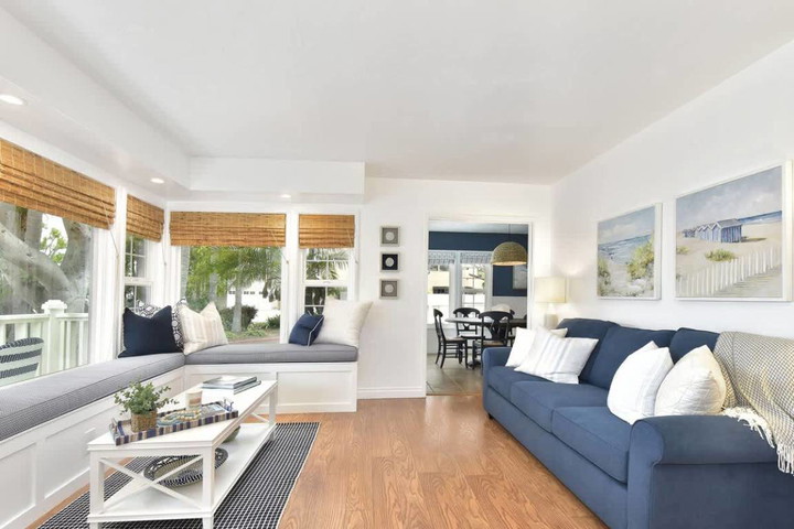 132 M² House ∙ 3 Bedrooms ∙ 7 Guests - Newport Beach, CA