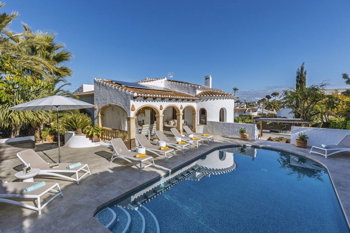 220 M² Villa ∙ 6 Chambres ∙ 12 Personnes - Xàbia
