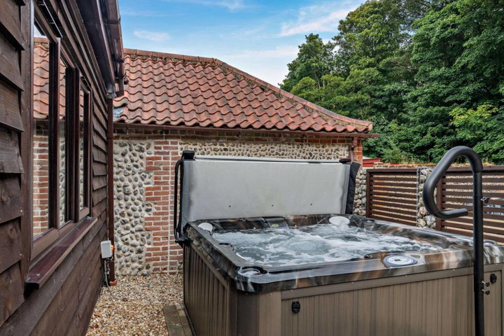 Lodge ∙ 2 Bedrooms ∙ 4 Guests - Cromer