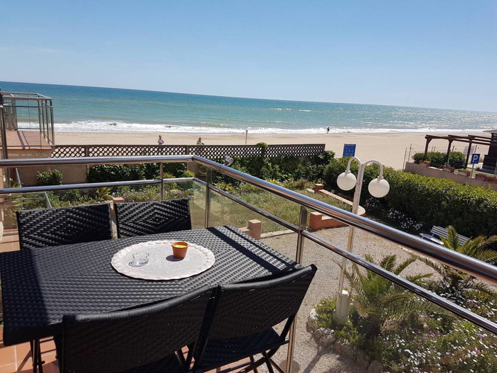 35 M² Apartamento ∙ 1 Habitación ∙ 4 Huéspedes - El Prat de Llobregat