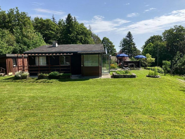 60 M² Ferienhaus ∙ 2 Schlafzimmer ∙ 2 Gäste - Kanton Jura