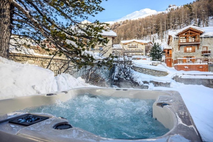 217 M² Chalet ∙ 7 Bedrooms ∙ 14 Guests - Bonneval-sur-Arc