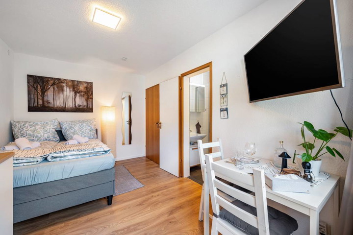 21 M² Ferienwohnung ∙ 1 Schlafzimmer ∙ 2 Gäste - Bad Liebenzell
