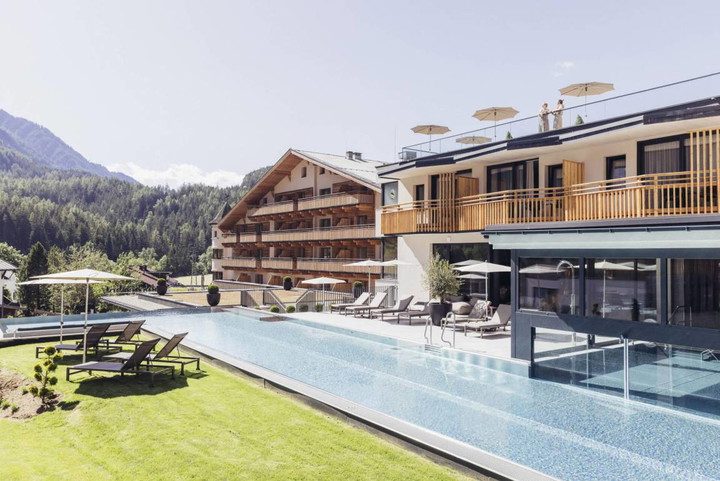 60 M² Hotel ∙ 1 Bedroom ∙ 4 Guests - Oetz