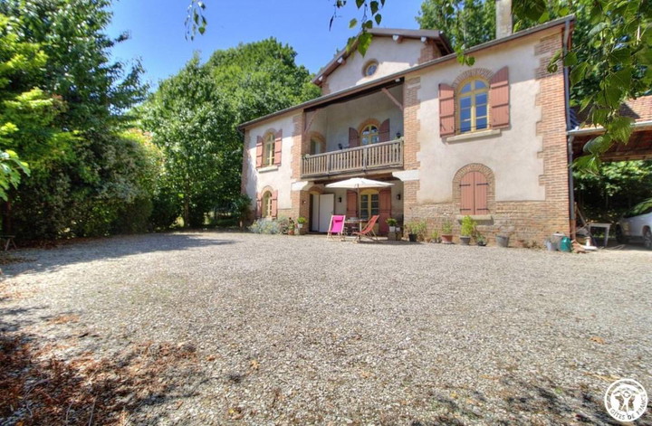 116 M² Gîte ∙ 3 Chambres ∙ 6 Personnes - Ain