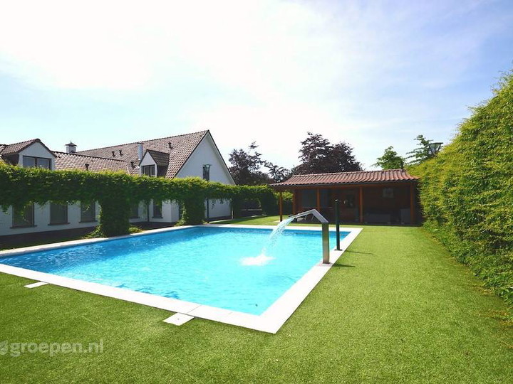 House ∙ 12 Bedrooms ∙ 30 Guests - Venlo