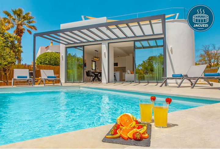 180 M² Villa ∙ 3 Bedrooms ∙ 9 Guests - Portimão