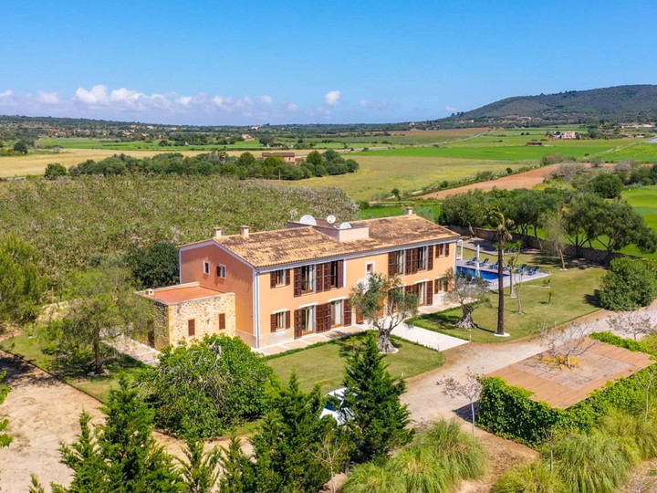 142 M² Cottage ∙ 6 Bedrooms ∙ 12 Guests - Balearic Islands
