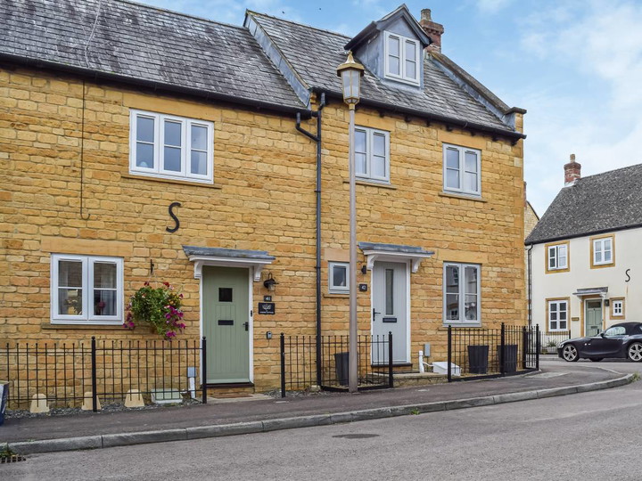 Cottage ∙ 2 Bedrooms ∙ 4 Guests - Chipping Campden
