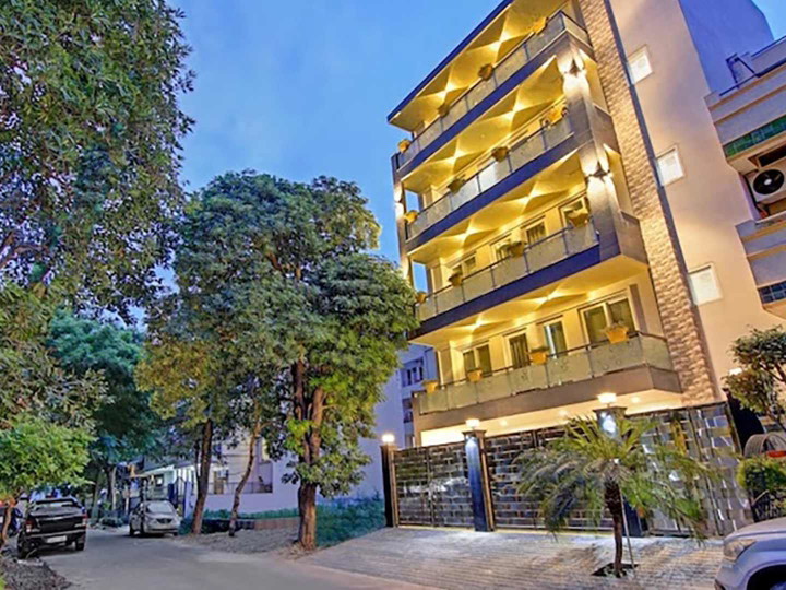Nuab House-fortis/max/medanta/paras/huda Metro - Gurugram