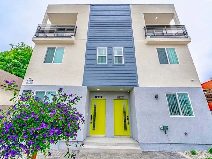 Ostel | South Central - Los Angeles