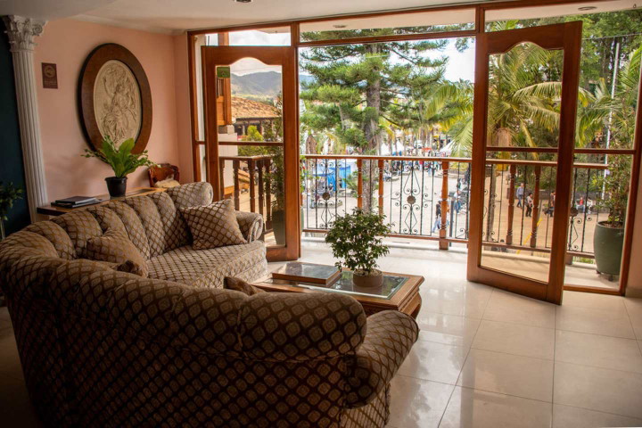 Santamaria Inn - La Ceja