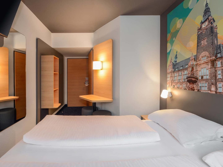 B&b Hotel Wuppertal-oberbarmen   3.2 / 512345 62 Reviews 3.2 / 5 62 Reviews - Hattingen