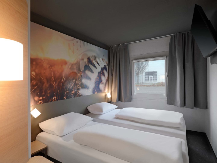 B&b Hotel Willich   3.5 / 512345 87 Reviews 3.5 / 5 87 Reviews - Willich
