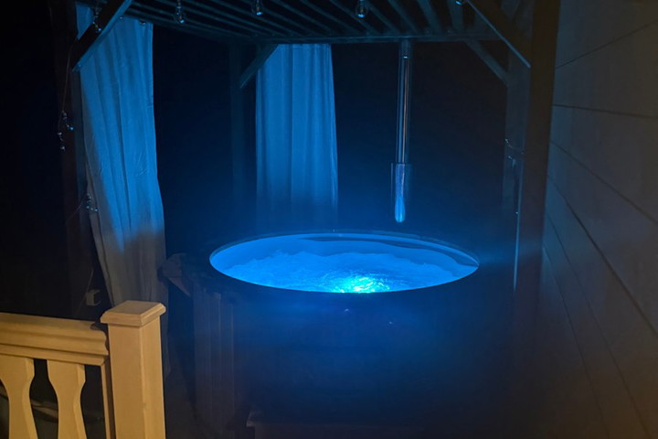 La Roulotte Dorée & Bain Nordique Privatif - Orne
