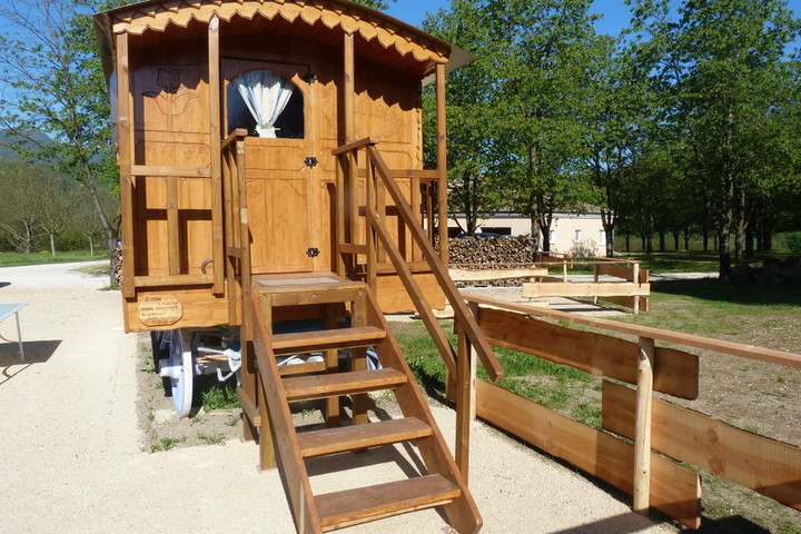 Roulotte Maquisarde - Saint-Jean-en-Royans
