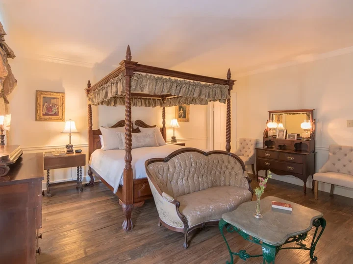 The Burn Bed And Breakfast - Natchez, MS