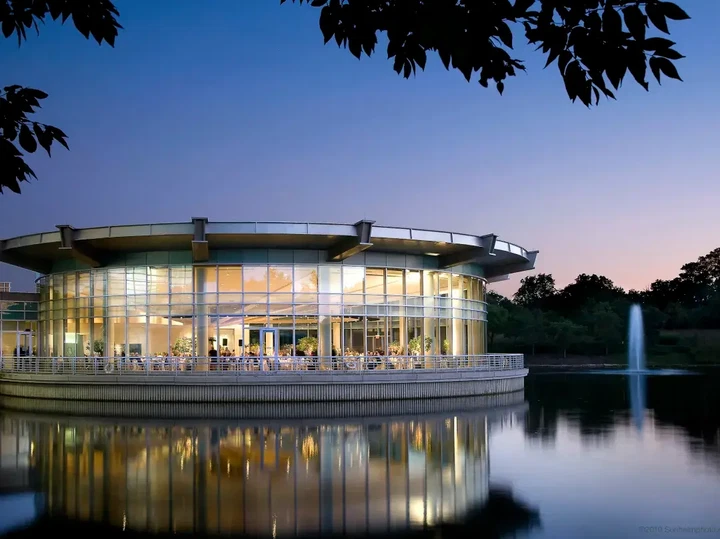 Doubletree Suites By Hilton & Conference Center Chicago - Downers Grove - Wheaton, IL