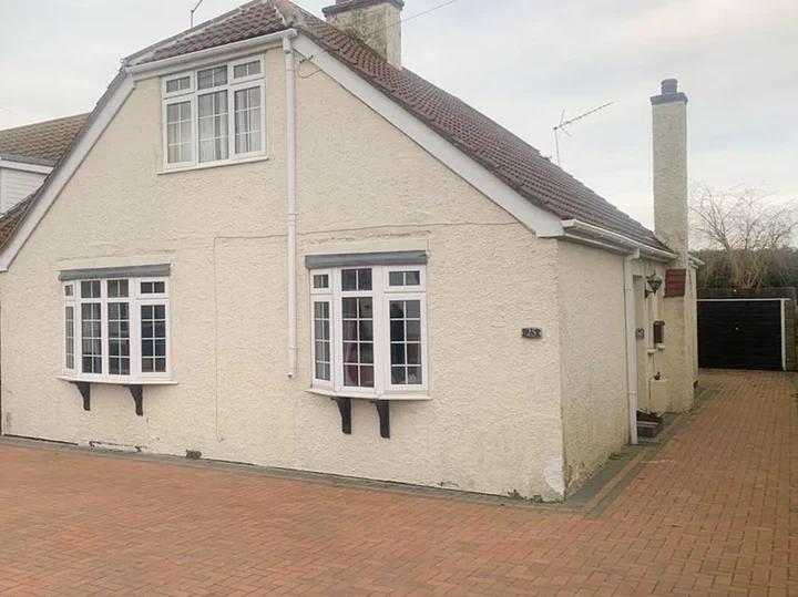 Beachside Family Home Sleeps 8 With Parking - Herne Bay