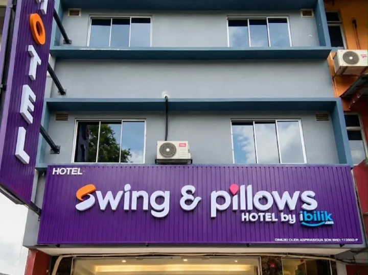 Swing & Pillows - City Top Hotel Cheras, Kuala Lumpur - Kajang