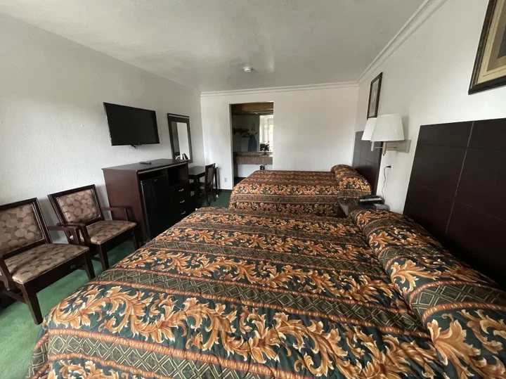 Chino Motel - Ontario, CA
