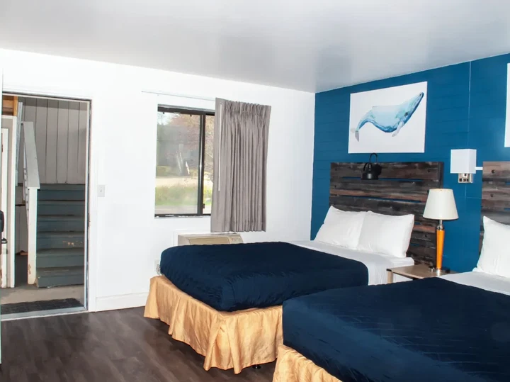 Flagship Inn - Boothbay Harbor, ME