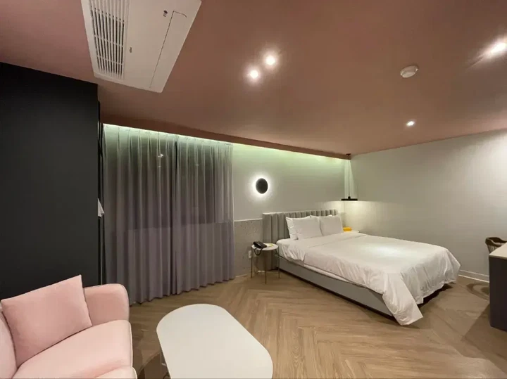 Button Hotel Guseo - Pusan
