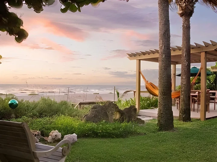 Beach Place Guesthouses - Cocoa Beach, FL