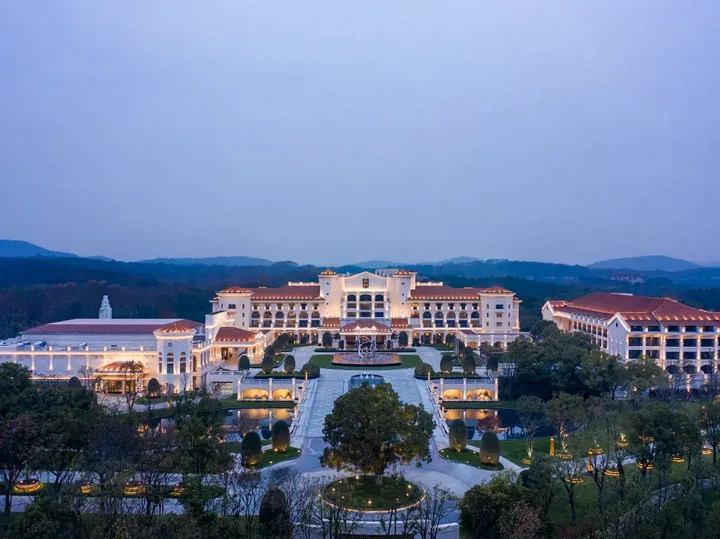 Nanjing Suning Zhongshan Golf Resort - Nanjing