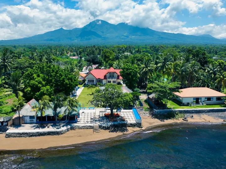 Dumaguete Dive Center - Dauin