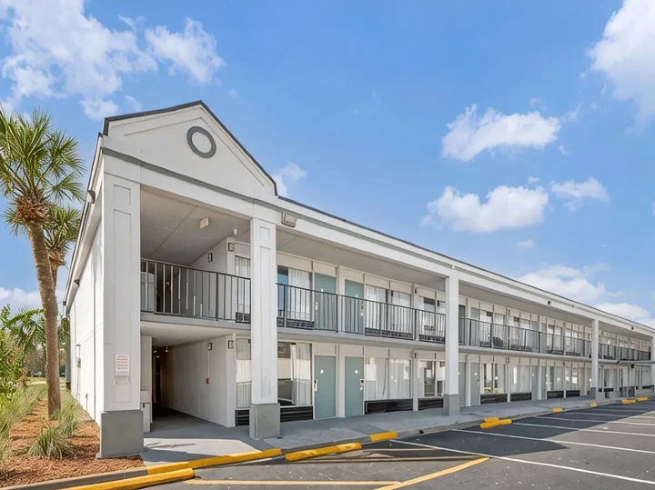 Rodeway Inn Orange Park - Jacksonville Near Naval Air Station - Orange Park, FL