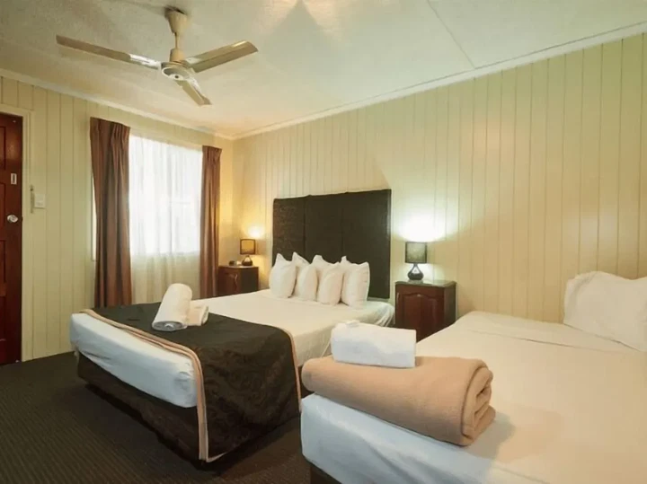 Country Plaza Motor Inn - Mackay