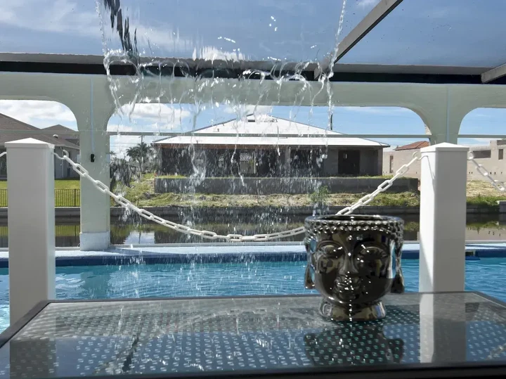 Golden Globe - Luxury On The Canal With Pool/spa - Cabo Coral