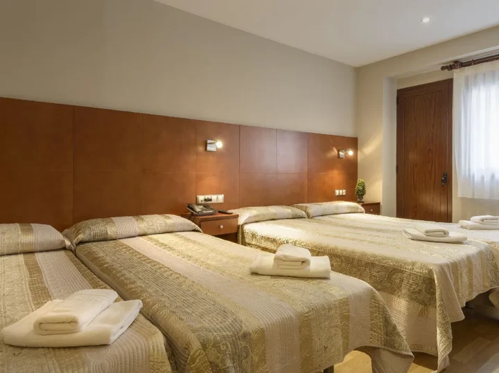 Hotel El Acebo - Jaca