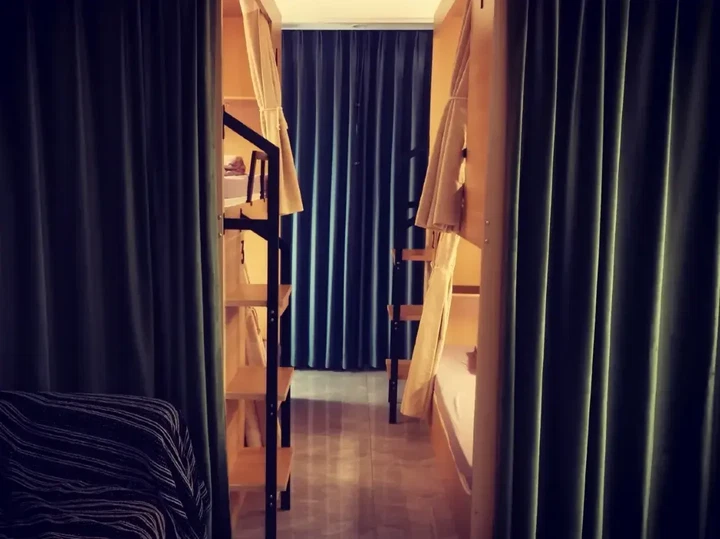 Sure Light Luxury All-girls Hostel - 深セン