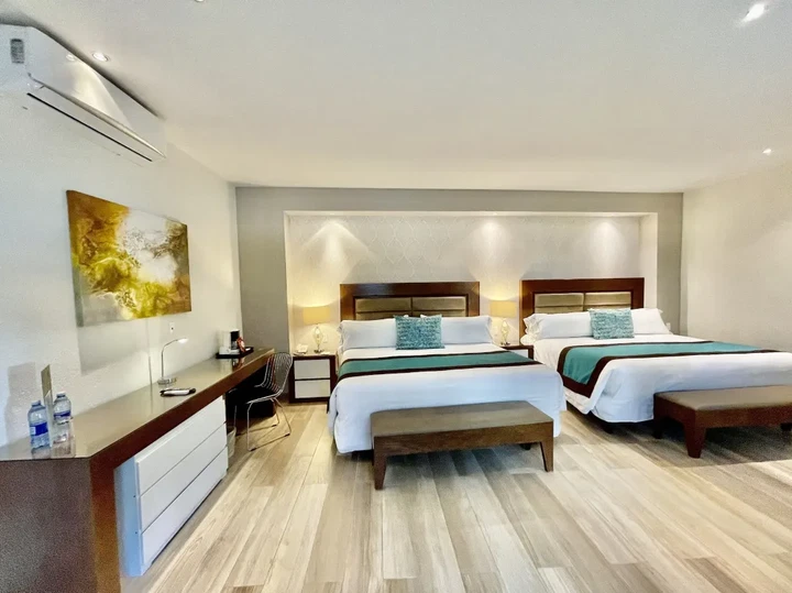 Aurea Hotel Y Suites - Guadalajara, Mexico
