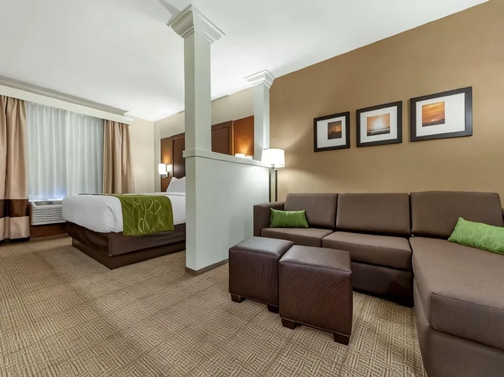 Comfort Suites - Grand Island