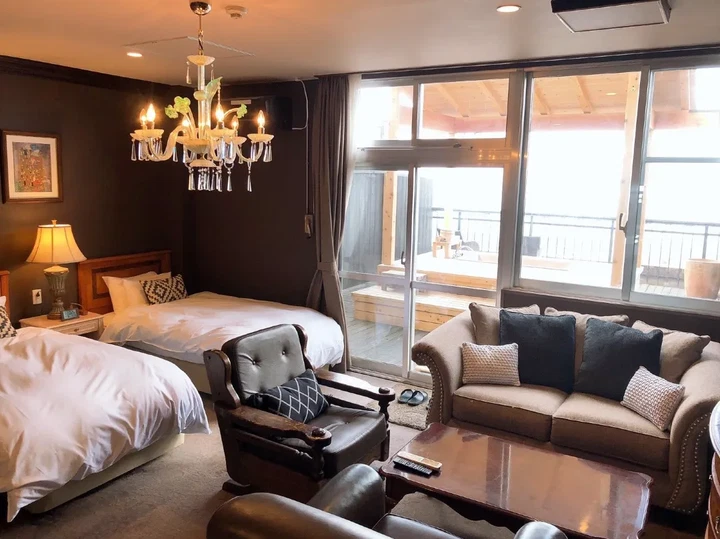 Auberge Tenku - 日本